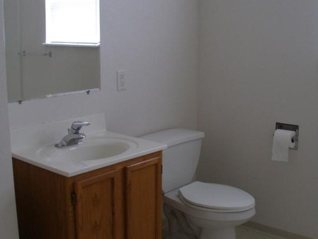 Benton Place Senior 2 Bedroom Apartment for Rent at 1500 N Franklin Dr, Benton, IL 62812
