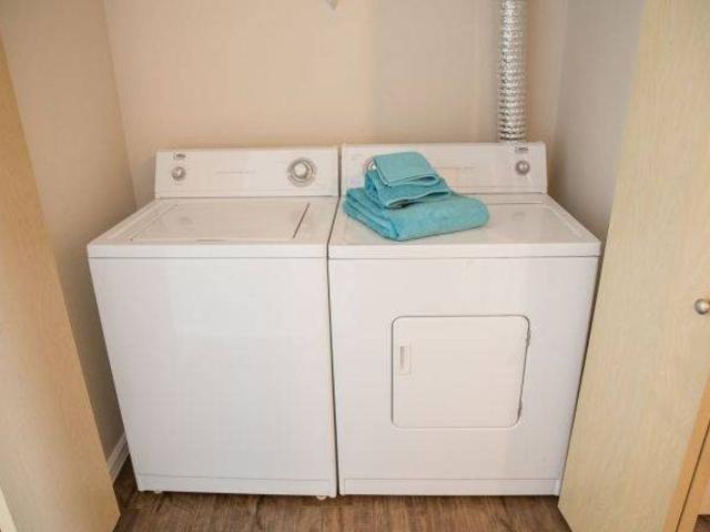 Bentley Apartments 2 Bedroom Apartment for Rent at 1715 S Hayford Rd, Spokane, WA 99224