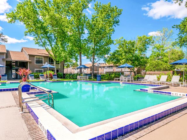 Bentley Green Apartment Homes 2 Bedroom Apartment for Rent at 8214 Princeton Square Blvd E, Jacksonville, FL 32256 Royal Lakes