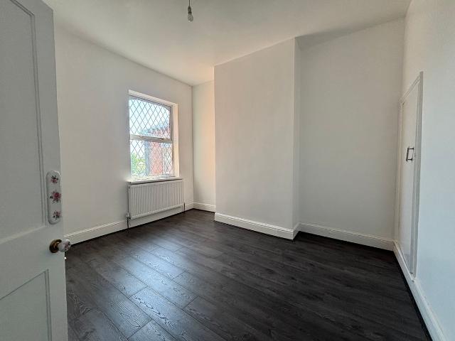 Bentley Lane, Walsall WS2, 3 bed terraced house to rent, £1,250 pcm | PrimeLocation