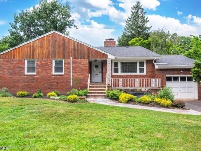 Bentley Rd, Cedar Grove, Home For Sale