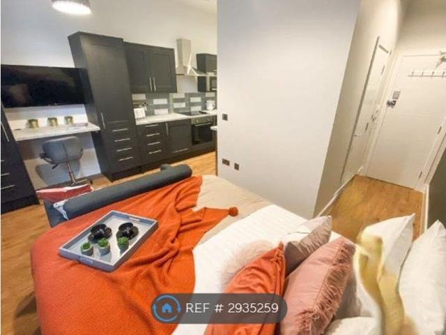 Bentley Road, Liverpool L8, Studio to rent, £695 pcm | PrimeLocation