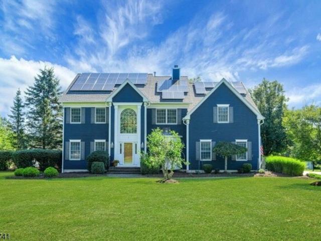 Bentley Way, Washington Township, Home For Sale