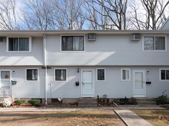 Bentwood Dr Apt,waterbury, Home For Sale