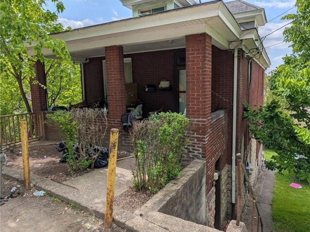Benwood Ave, Mckees Rocks, Home For Sale
