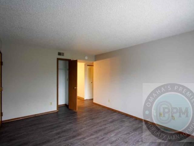 BEN APARTMENTS 2 Bedroom Apartment for Rent at 15605 N 4th St, Bennington, NE 68007