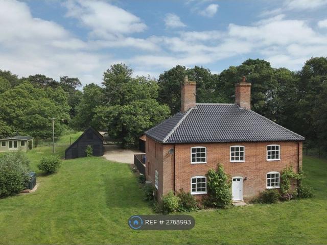 Benacre, Beccles NR34, 4 bed detached house to rent, £2,999 pcm | PrimeLocation