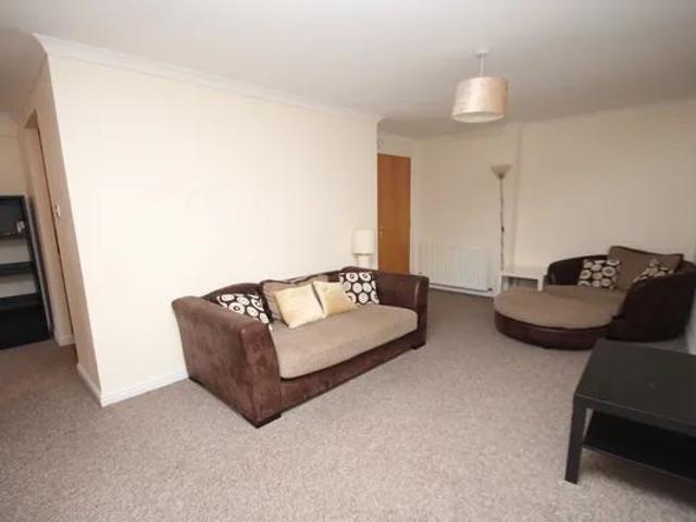 Benalder Street, Glasgow, G11