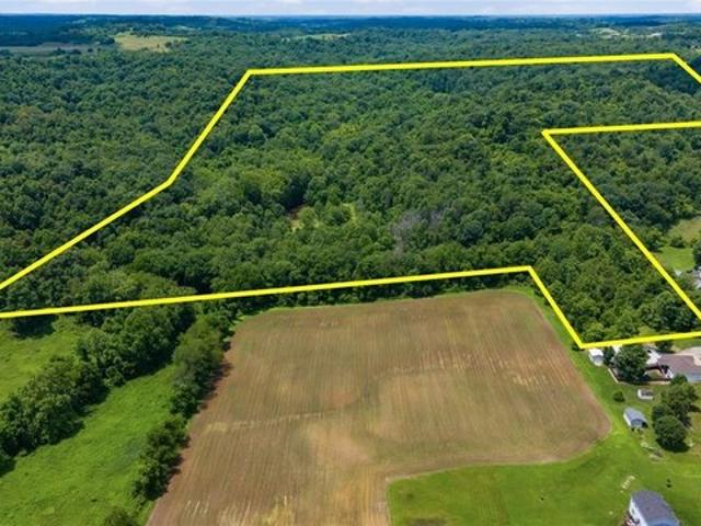 Bender Rd, Marietta, OH 45750