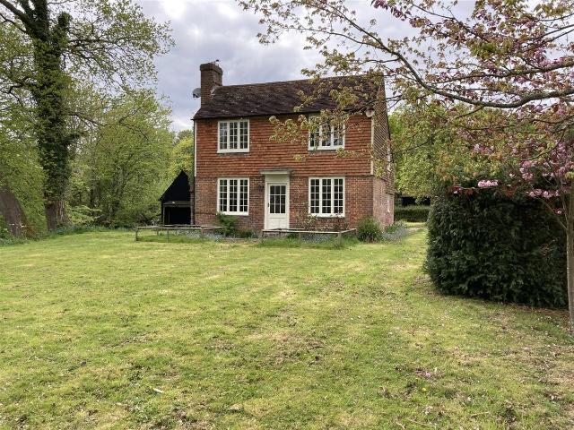 Benenden Road, Rolvenden, Kent TN17, 3 bed detached house to rent, £1,950 pcm | PrimeLocation