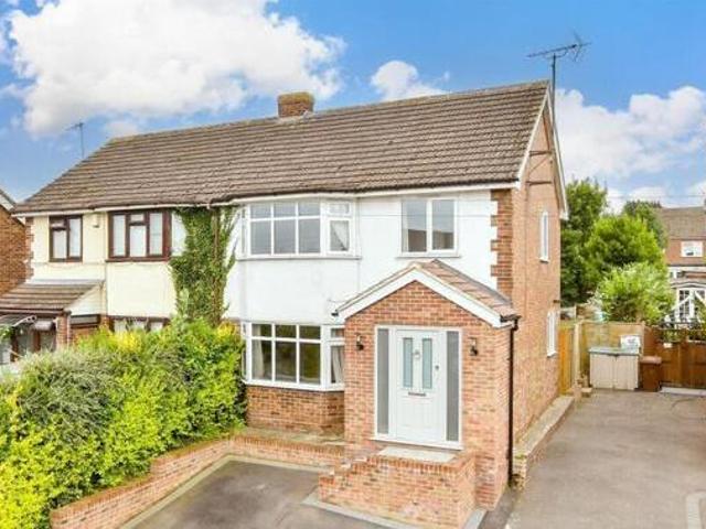 Benenden Road, Wainscott, 3 Bedroom Semi detached