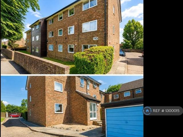 Benhill Road, Sutton, SM1 2 bed flat to rent £1,775 pcm £410 pw