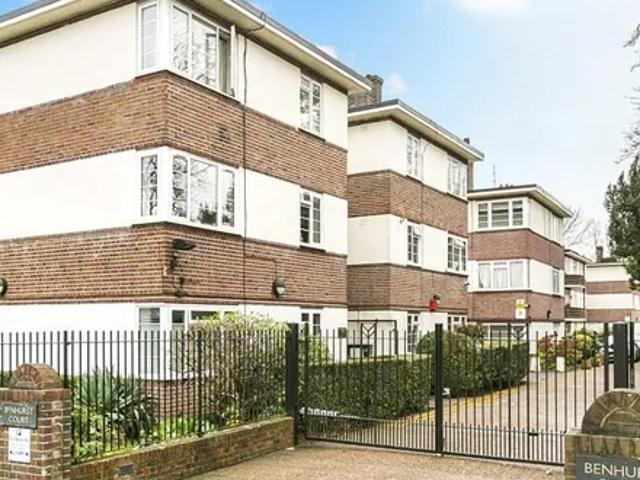 Benhurst Court, London, SW16 2QN, United Kingdom | 2 bed apartment for rent #139333070 | Rentberry