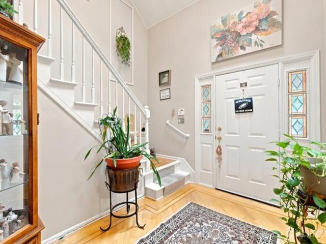 Benjamin Ct, Old Bridge, Home For Sale