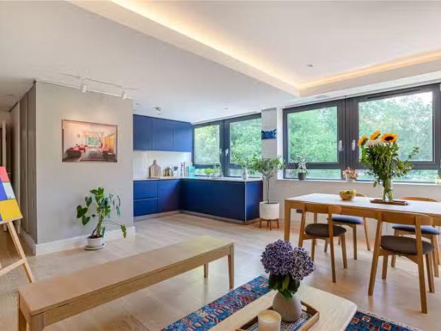 Benjamin Street, London, EC1M 5QL