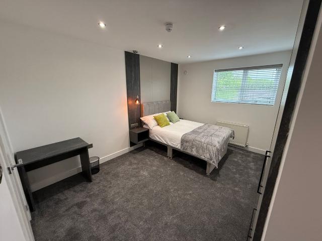 Benland, Bretton, Peterborough, Cambridgeshire PE3, Studio to rent, £750 pcm | PrimeLocation