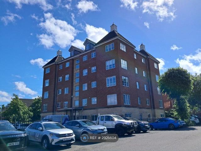 Benn Avenue, Paisley PA1, 2 bed flat to rent, £1,095 pcm | PrimeLocation