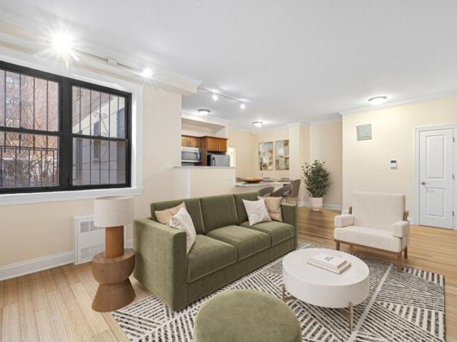 Bennett Ave Apt G, New York, Property For Sale