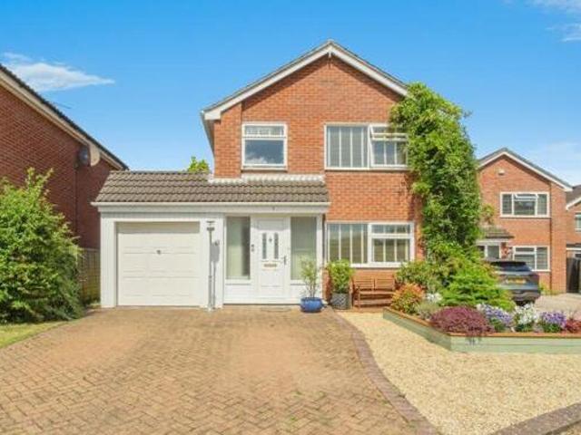 Bennett Close, Willaston, 3 Bedroom Detached