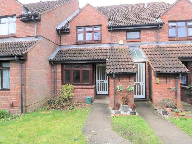 Bennett Court, Gordon Road, Camberley GU15, 1 bed property to rent, £1,000 pcm | PrimeLocation