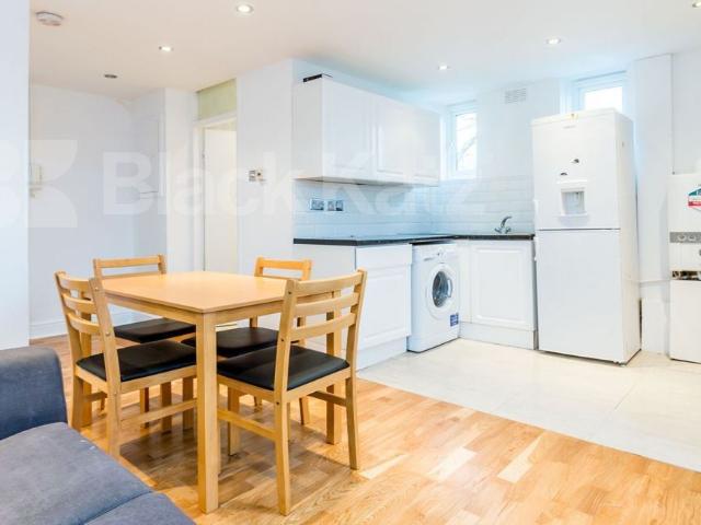 Bennett Crt Axminster Road, Holloway N7, 2 bed flat to rent, £2,102 pcm | PrimeLocation