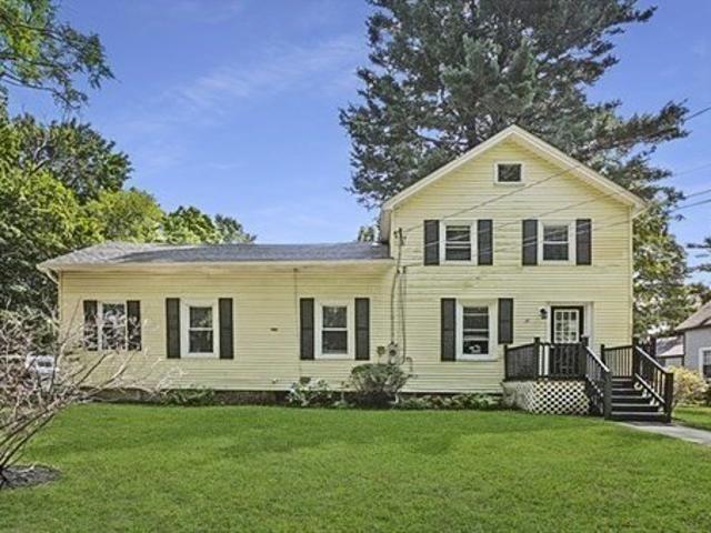 Bennett Ln, Lancaster, Home For Sale