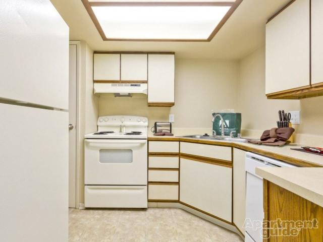 Bennett Properties Inc. DBA Villa Bonita 1 Bedroom Apartment for Rent at 9823 Ne 130th Pl, Kirkland, WA 98034 North Juanita