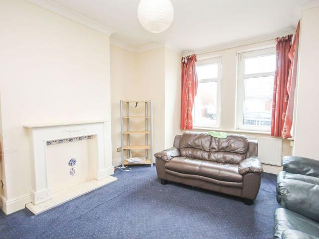 Bennett Road, Bournemouth, BH8