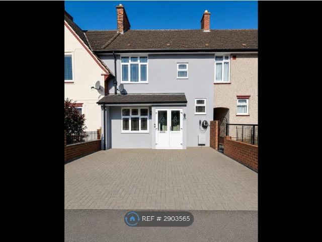 Bennetts Castle Lane, Dagenham RM8, 3 bed terraced house to rent, £2,400 pcm | PrimeLocation