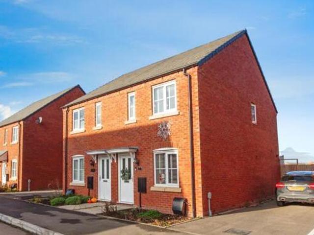 Bennetts Rise, Stratford upon avon, 2 Bedroom Semi detached