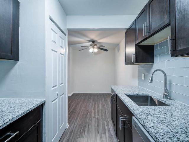 Bennington Crossings Apartment Homes 3 Bedroom Apartment for Rent at 441 N Armistead St, Alexandria, VA 22312 Larchmont Village Apartments West