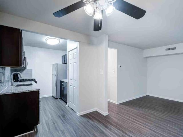Bennington Crossings Apartment Homes 2 Bedroom Apartment for Rent at 441 N Armistead St, Alexandria, VA 22312 Larchmont Village Apartments West