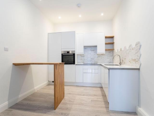 Bennington Street, Cheltenham GL50, 1 bed flat to rent, £950 pcm | PrimeLocation