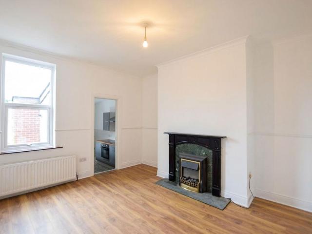 Bensham Crescent, Gateshead, NE8