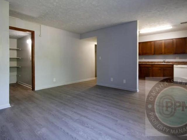 Benson Garden Apartments 2 Bedroom Apartment for Rent at 2333 Benson Gardens Blvd, Omaha, NE 68134 Benson Gardens