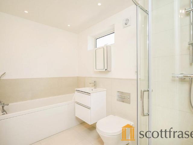 Benson Place, Oxford, Oxfordshire, OX2 3 bed terraced house to rent £2,600 pcm £600 pw