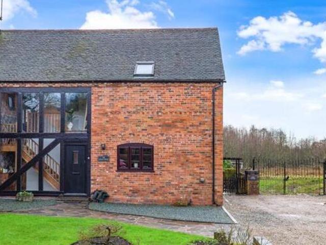 Beoley Court, The Coach House, Icknield Street, 3 Bedroom Barn