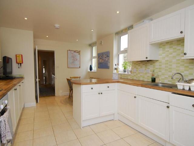 Beatrice Avenue, Plymouth PL4 4 bed house to rent £2,080 pcm £480 pw