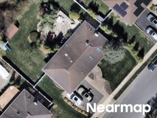 Beatrice Ln