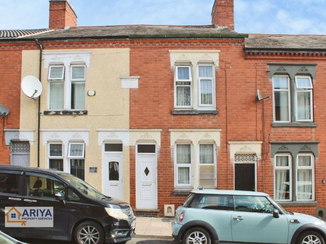 Beatrice Road, Newfoundpool, Leicester LE3, 2 bed terraced house to rent, £895 pcm | PrimeLocation