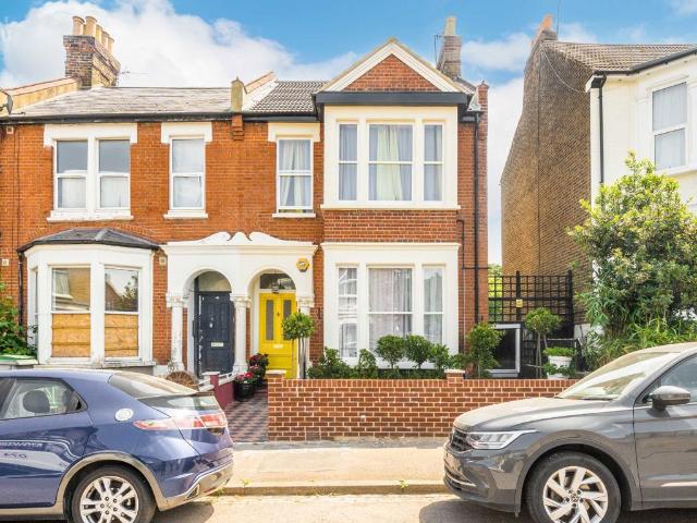Beatrice Road, London N4, 2 bed flat to rent, £2,200 pcm | PrimeLocation