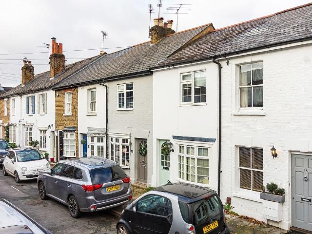 Beatrice Road, Richmond TW10, 2 bed cottage to rent, £2,650 pcm | PrimeLocation
