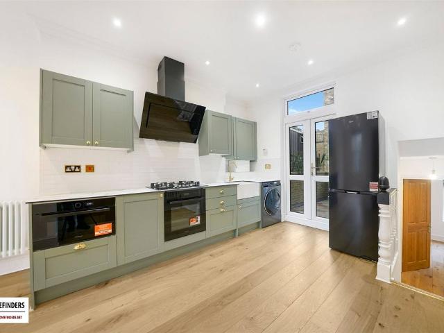 Beatty Road, London N16, 2 bed flat to rent, £2,995 pcm | PrimeLocation