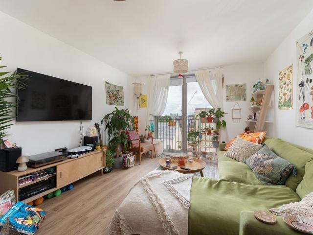 Beau House, Bath, Somerset, BA2