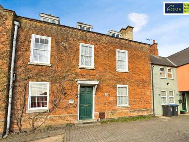 Beauchamp Cottage A High Street, Kibworth, Studio Flat For