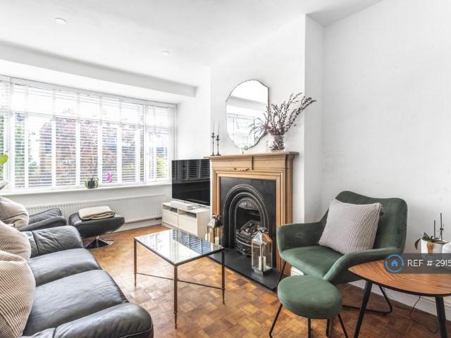 Beauchamp Road, London, SE19 3 bed terraced house to rent £2,650 pcm £612 pw