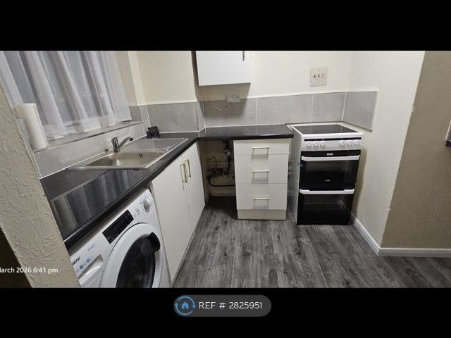 Beaufort Gardens, Derby DE21, 2 bed flat to rent, £795 pcm | PrimeLocation
