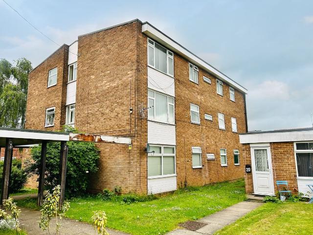 Beaufort Gardens, Derby DE21, 2 bed flat to rent, £800 pcm | PrimeLocation