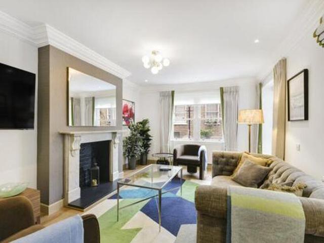 Beaufort Gardens, Knightsbridge, 2 Bedroom Flat