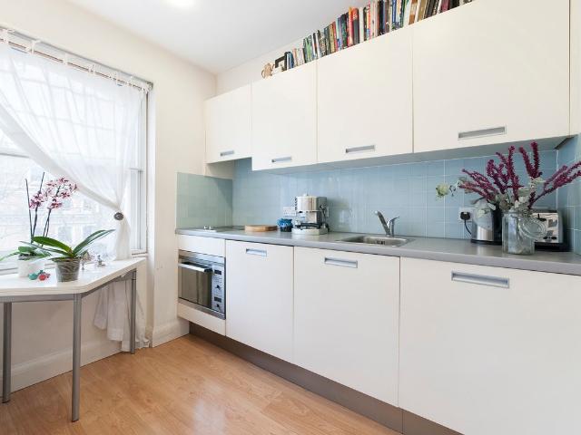 Beaufort Gardens, Knightsbridge SW3, Studio to rent, £1,600 pcm | PrimeLocation